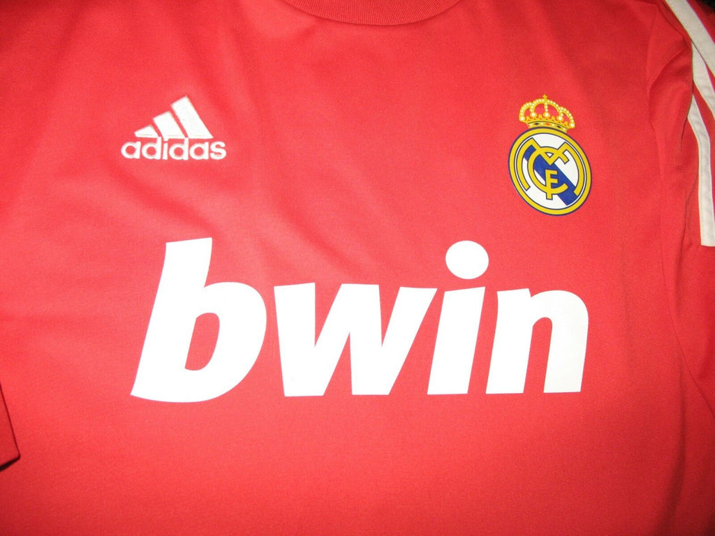 Cristiano Ronaldo Real Madrid 2011 2012 UEFA Red Jersey Shirt XL cristiano-ronaldo-real-madrid-2011-2012-uefa-red-jersey-shirt-xl